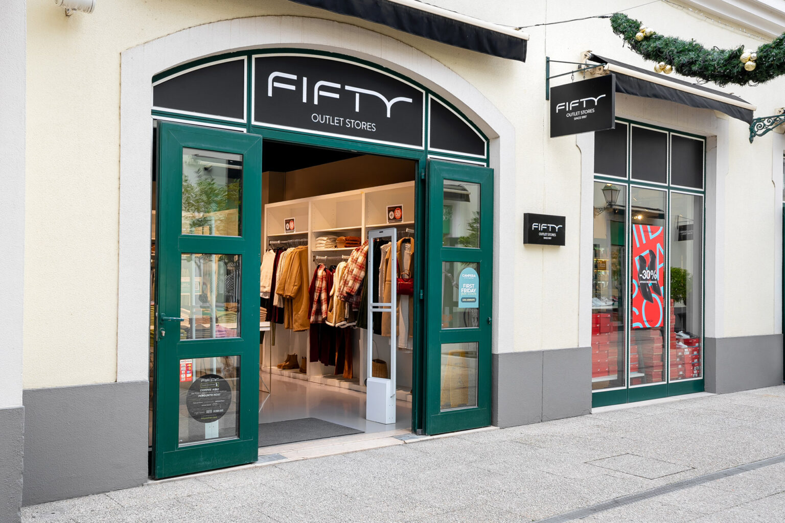 Fifty - Campera Outlet Shopping