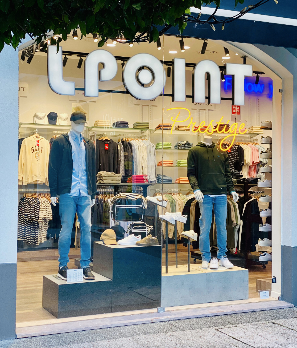 Chegou uma Nova Loja - LPoint Prestige - Campera Outlet Shopping